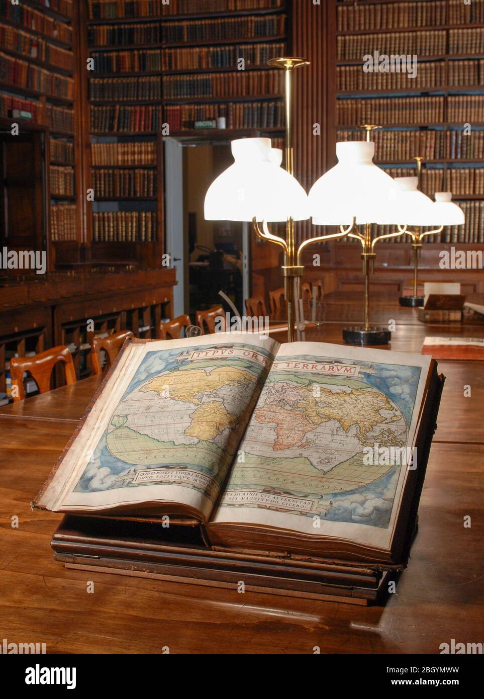 Turin world map hi-res stock photography and images - Alamy