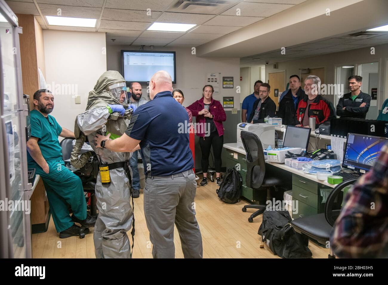 Members of the West Virginia National Guard's (WVNG) Chemical ...