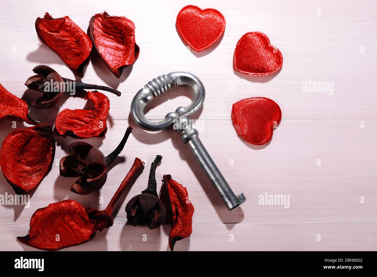 Key shape flowers hi-res stock photography and images - Alamy