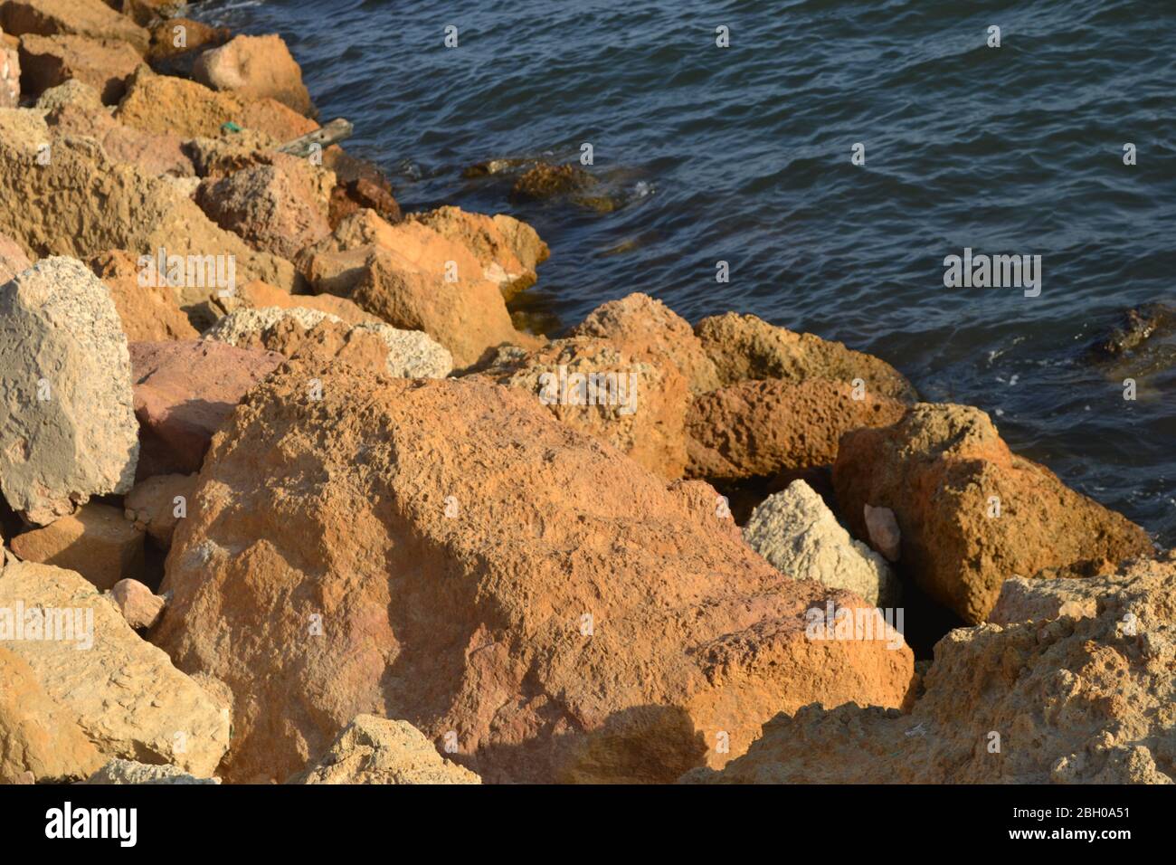 Shore - rocks Stock Photo - Alamy