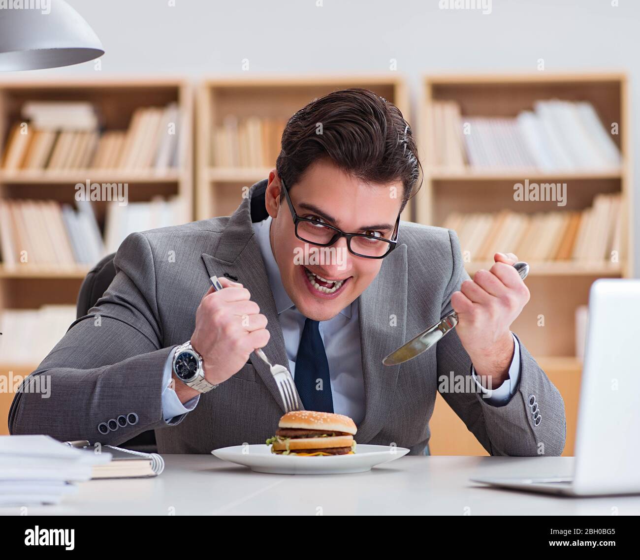 Restaurant manager angry hi-res stock photography and images - Alamy