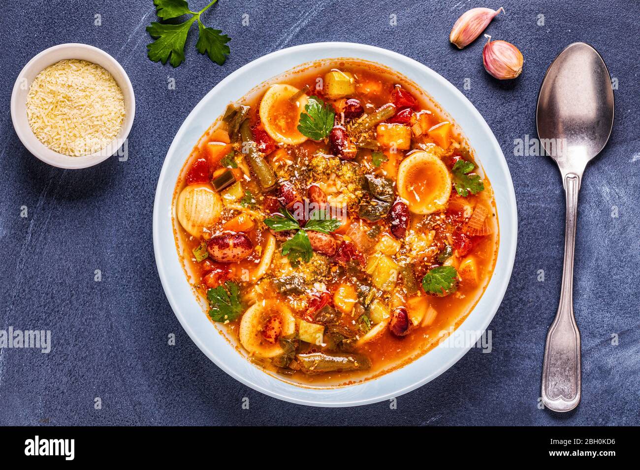Minestrone italian vegetable soup hi-res stock photography and images ...
