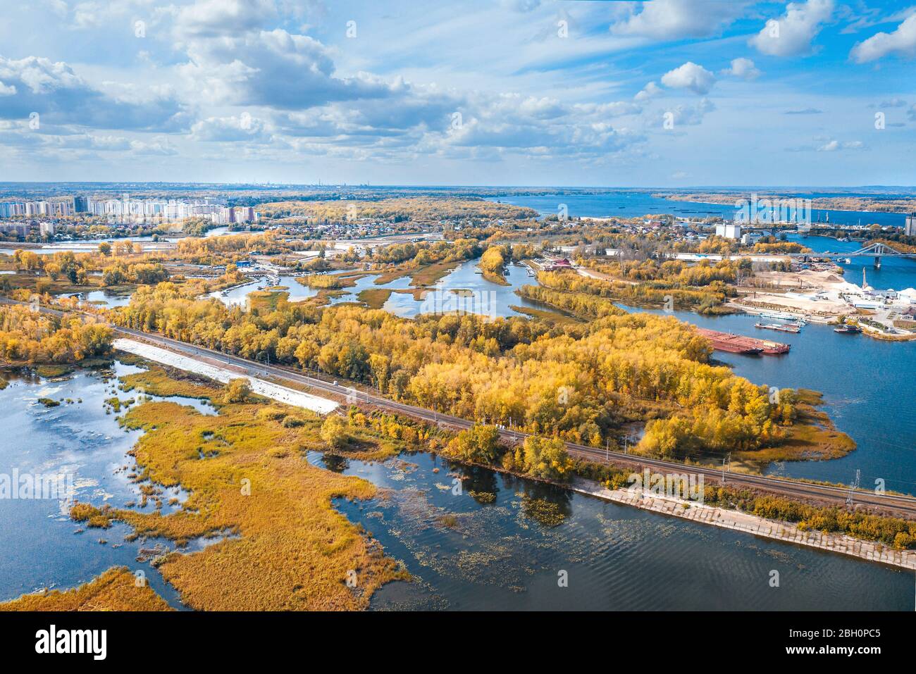 Fly over bridge small traffic hi-res stock photography and images - Alamy