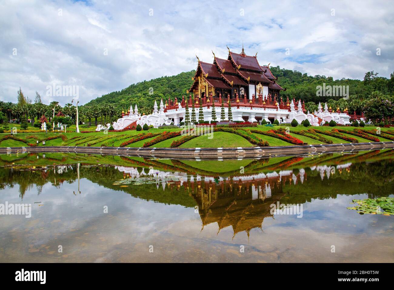 Royal flora ratchaphruek garden hi-res stock photography and images - Alamy