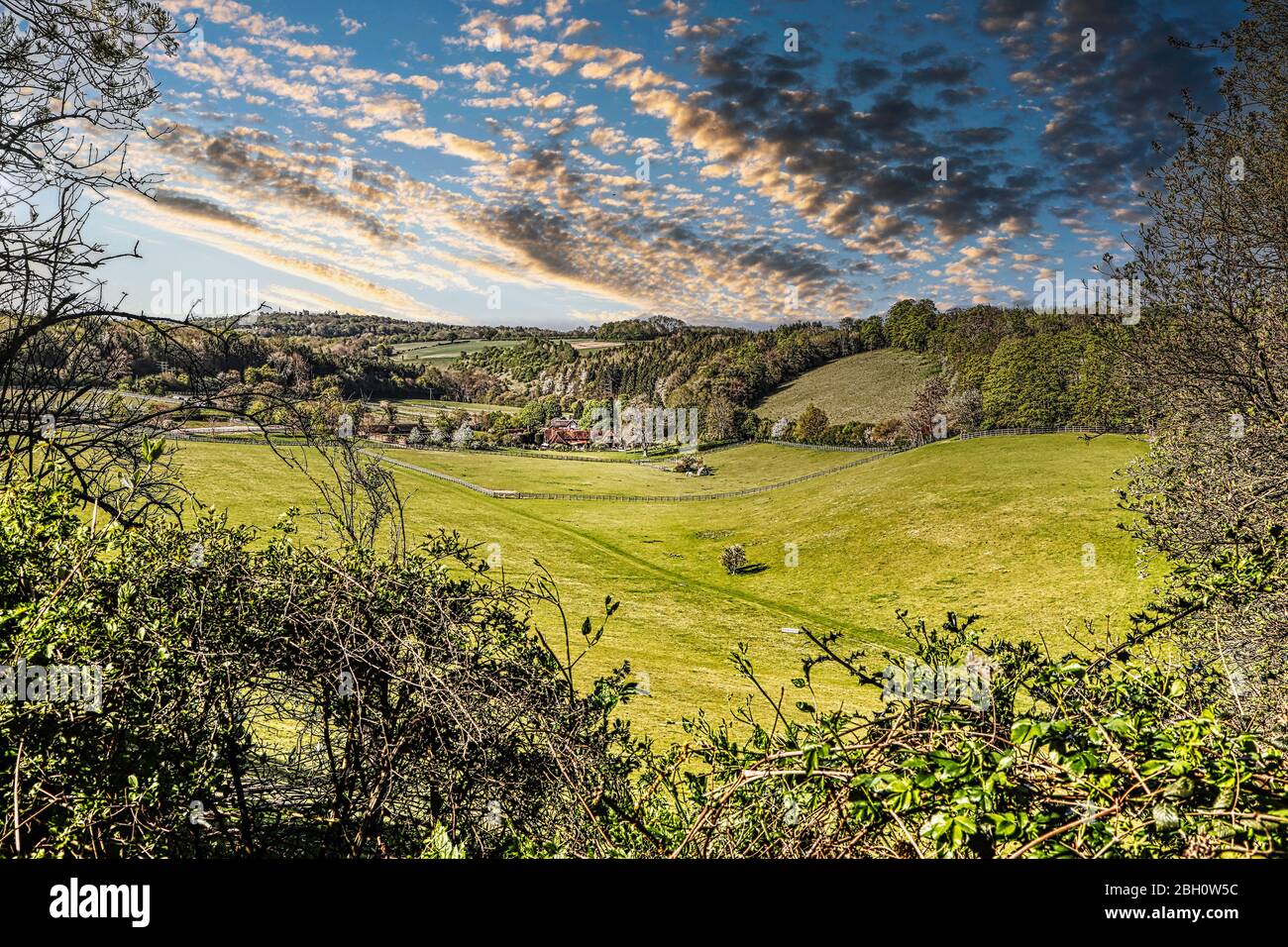 Uk hills hi-res stock photography and images - Alamy