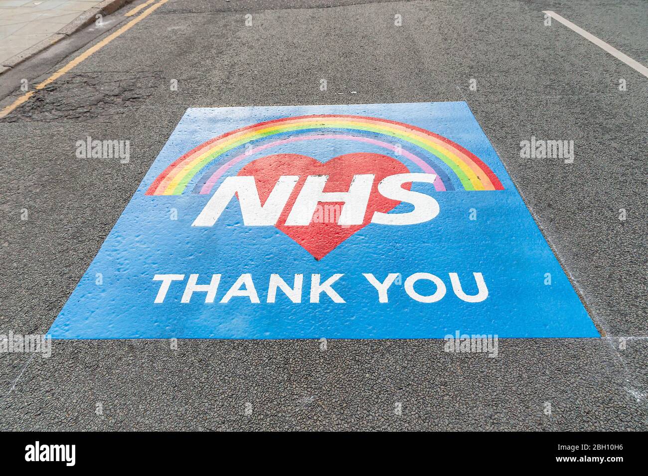 Nhs heart logo hi-res stock photography and images - Alamy