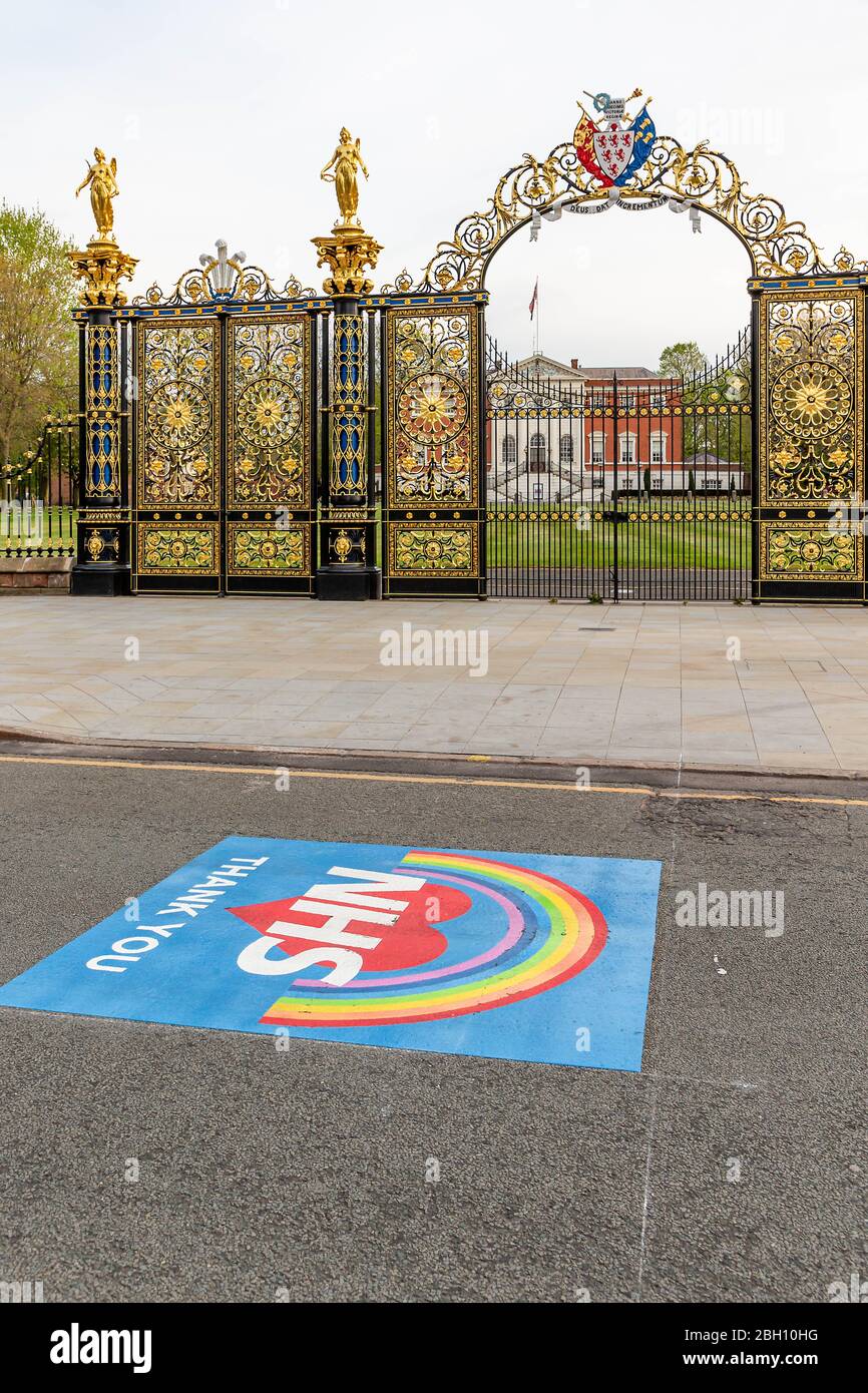 Nhs Heart Logo High Resolution Stock Photography and Images - Alamy