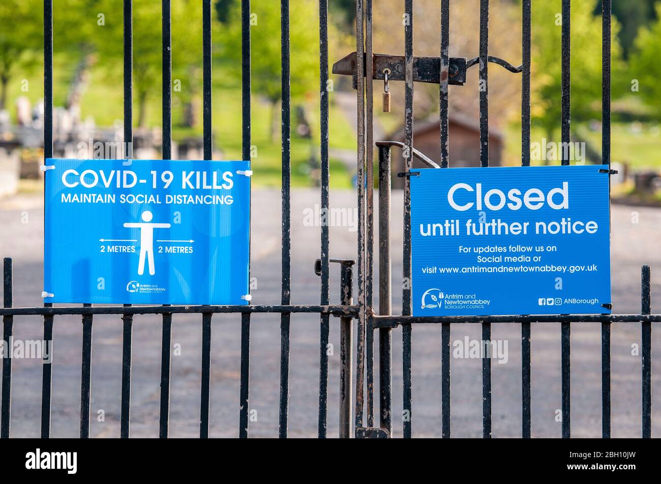 No entry sign in chinese hi-res stock photography and images - Alamy