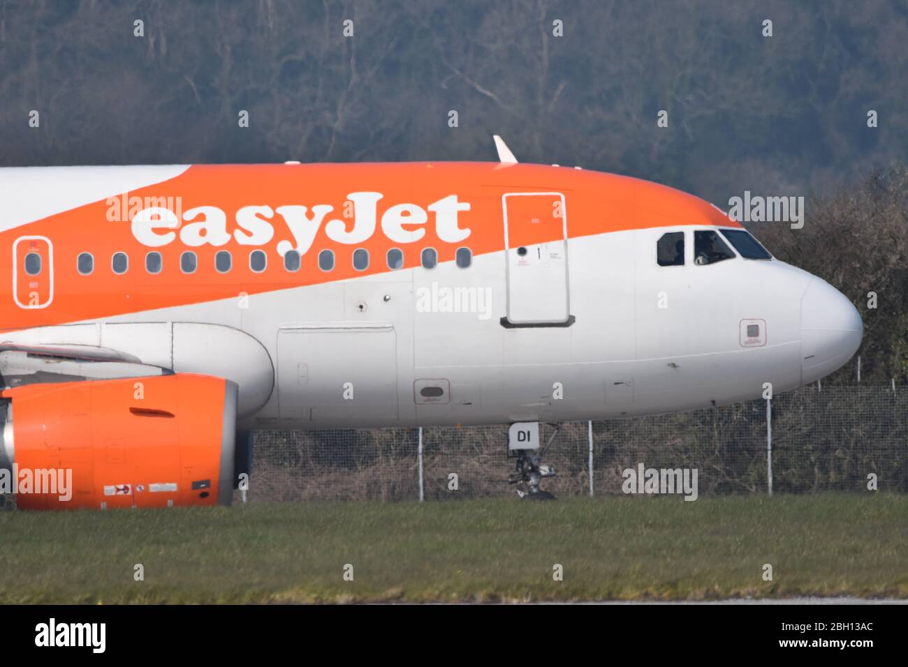 Easyjet photographs hi-res stock photography and images - Alamy