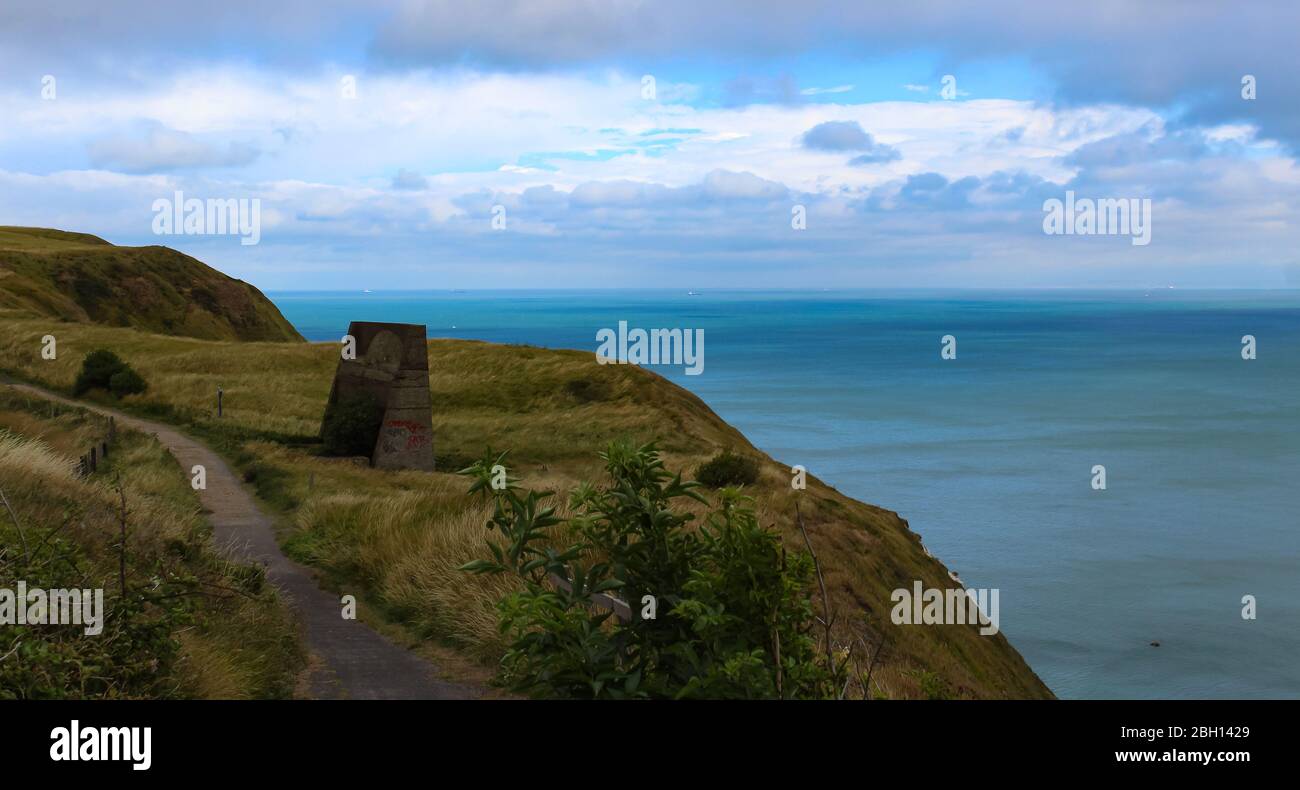 Folkestone, Abbot’s Cliff, sound mirror viewpoint landscape Stock Photo ...