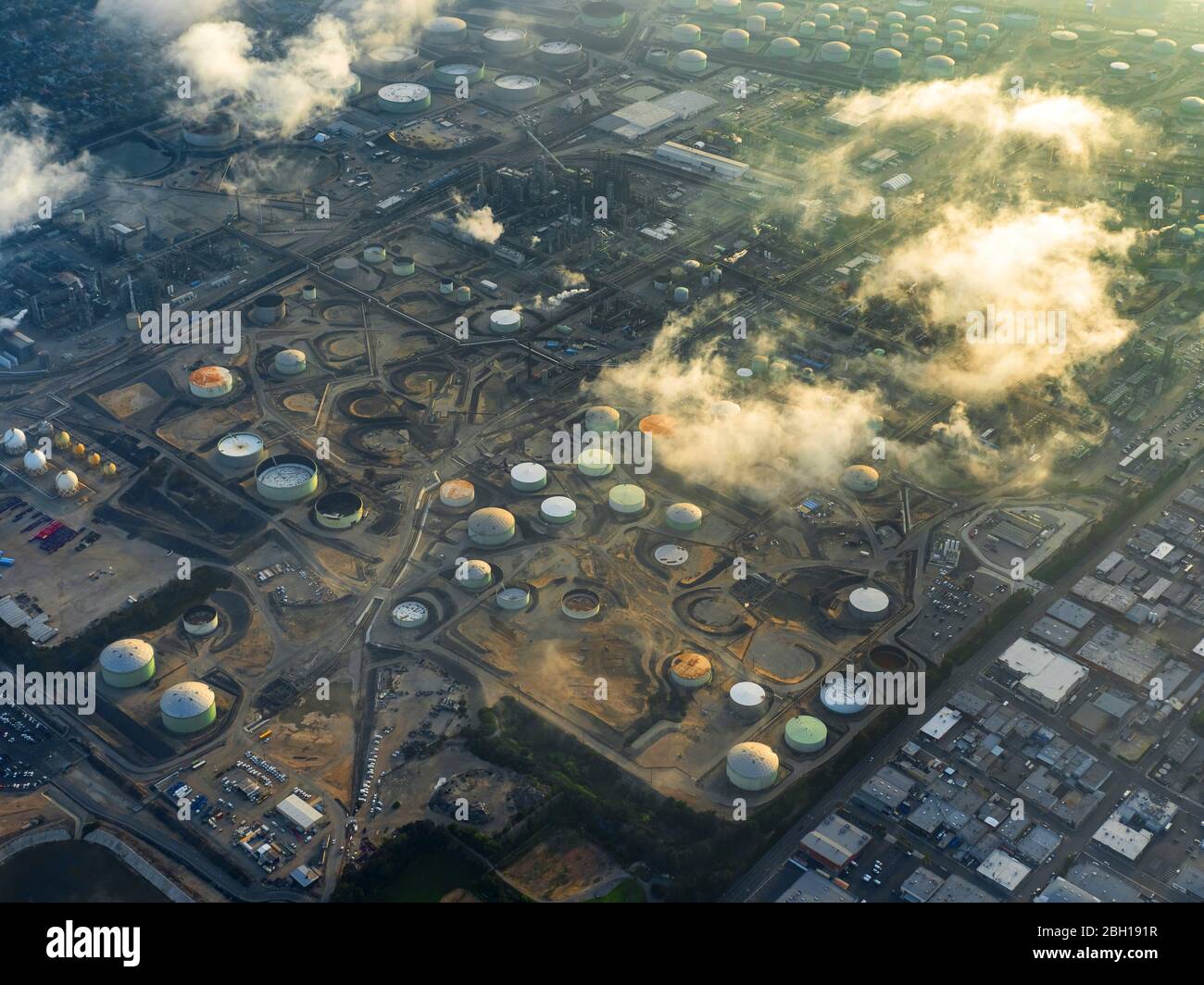 Chevron Oil Refinery High Resolution Stock Photography and Images - Alamy