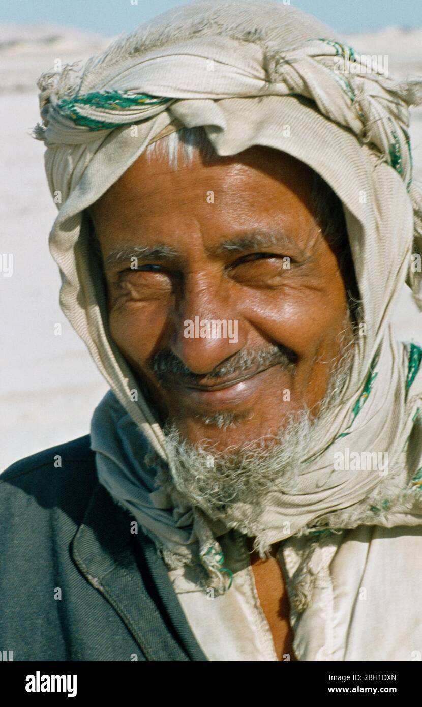 Portrait of qatari man hi-res stock photography and images - Alamy