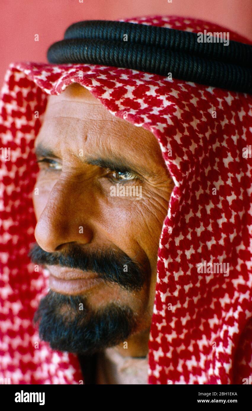 Qatar people hi-res stock photography and images - Alamy