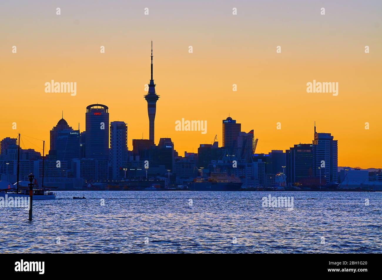 Auckland sunset city view hi-res stock photography and images - Alamy