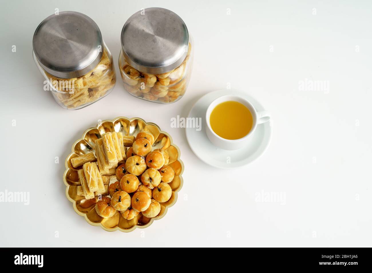 Breaking fast muslim close up hi-res stock photography and images - Alamy