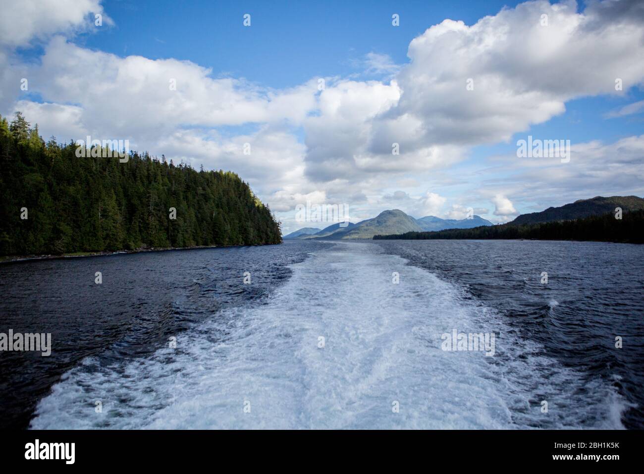 Slipstream boat hi-res stock photography and images - Alamy