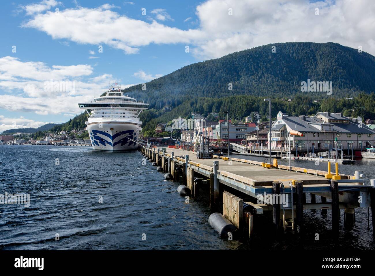 Cruise ship grand princess in hi-res stock photography and images - Alamy