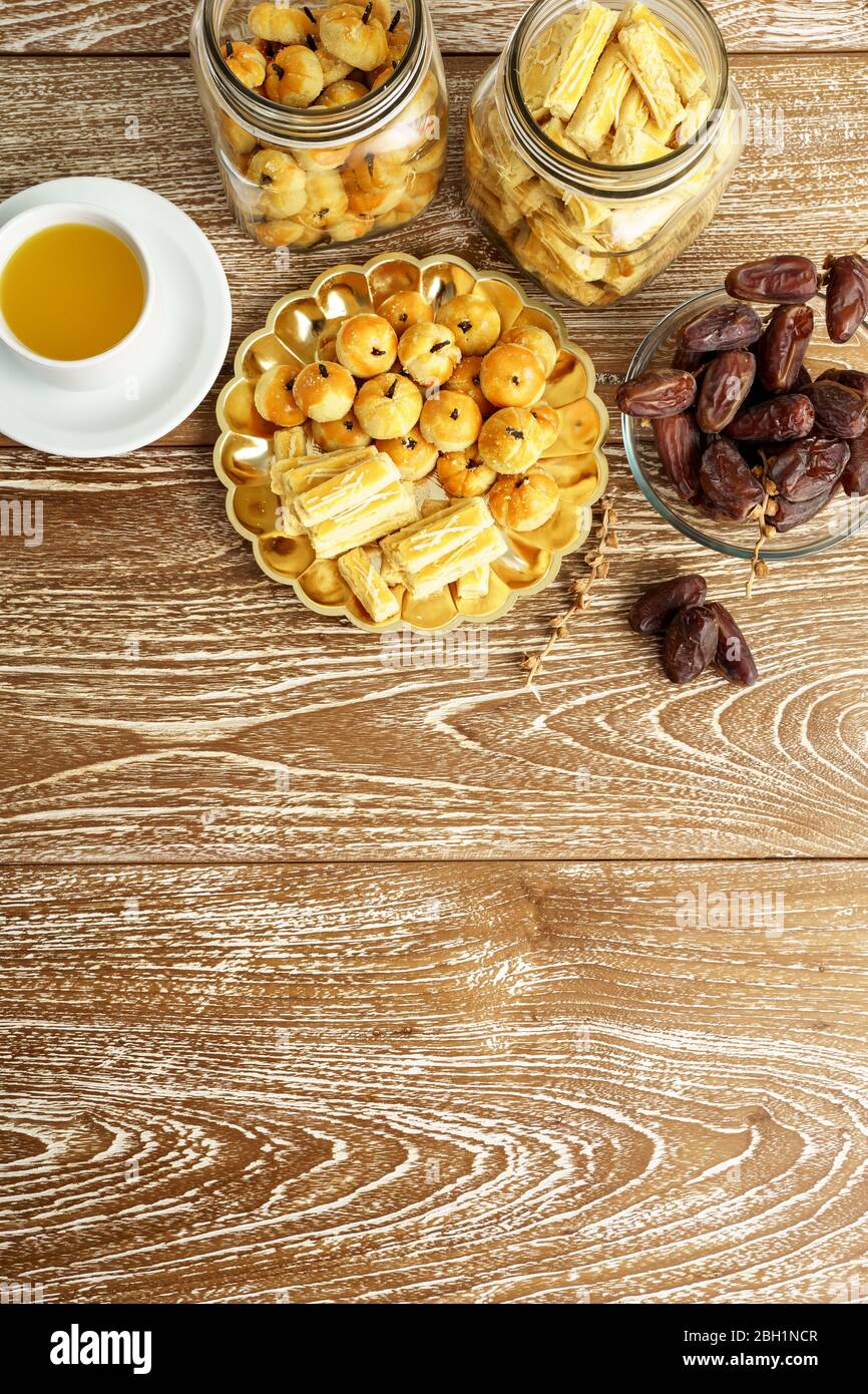 Breaking fast muslim close up hi-res stock photography and images - Alamy