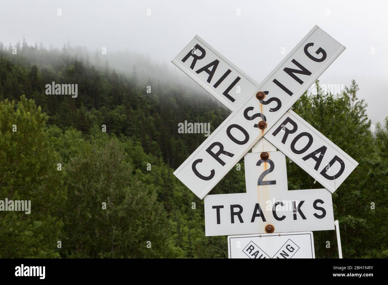 Railroad Crossing Sign High Resolution Stock Photography and Images - Alamy