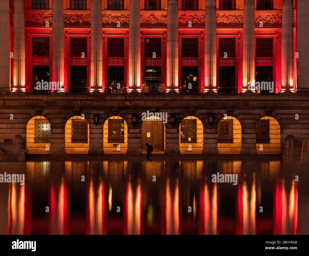 The Council House lit up red for St George's Day in Nottingham City ...