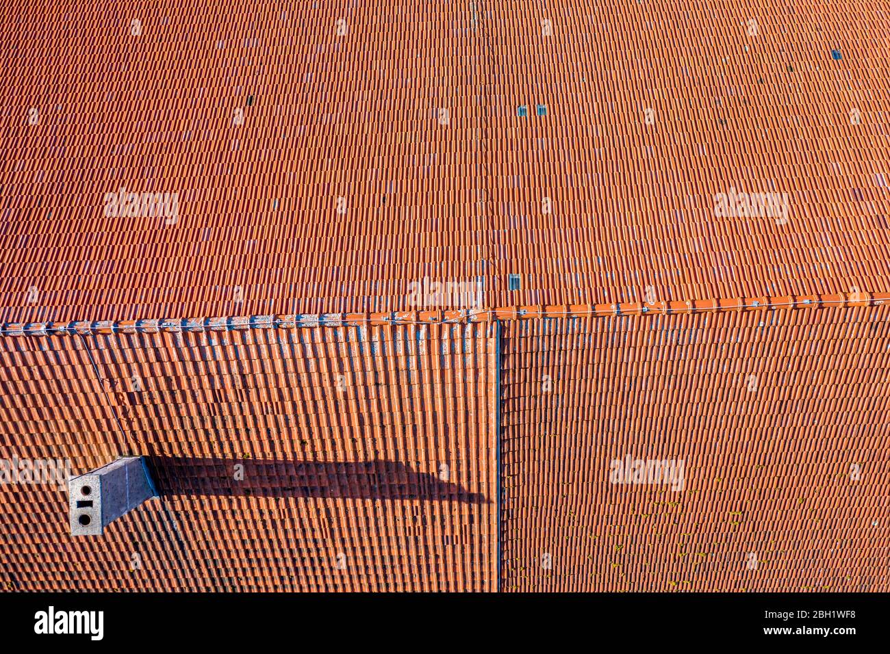 Red roof covers texture. Farm House. Aerial Stock Photo - Alamy