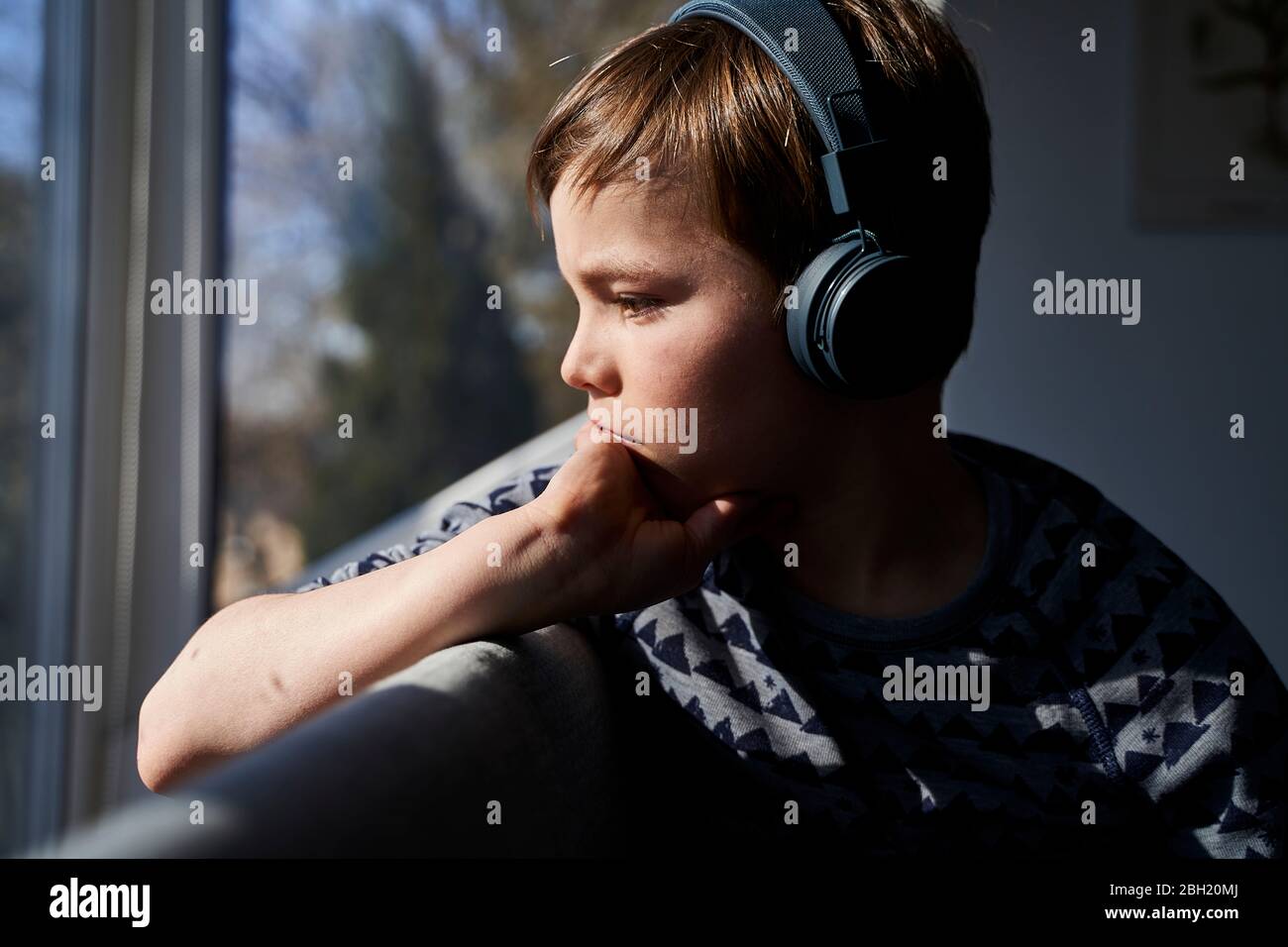 Profile room hi-res stock photography and images - Alamy