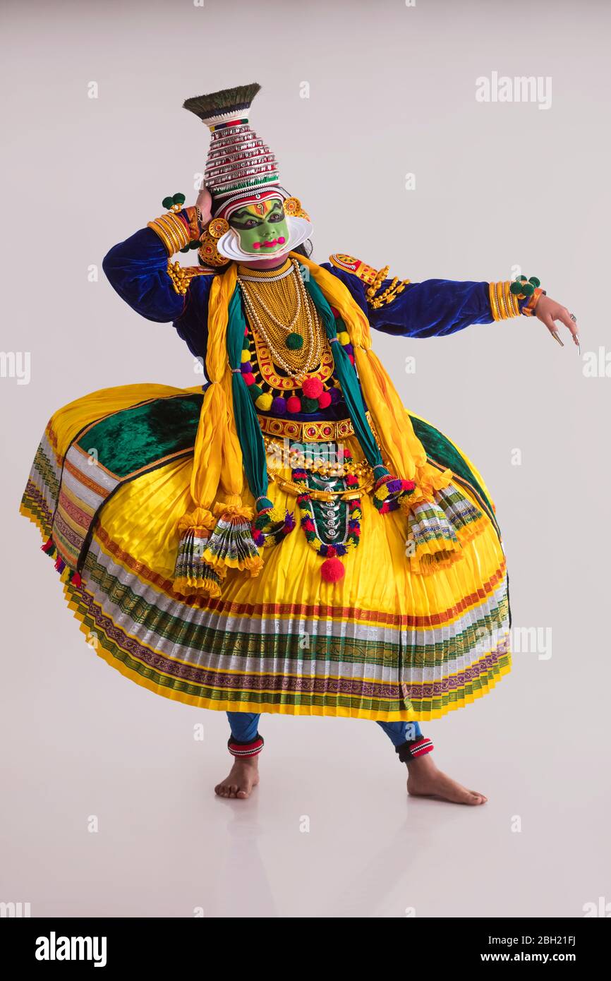 Krishna kathakali hi-res stock photography and images - Alamy