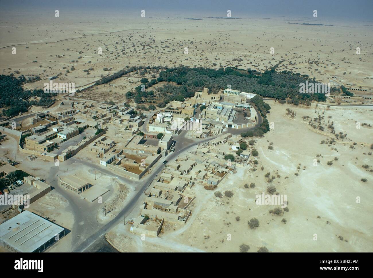 Qatar umm said 1970s hi-res stock photography and images - Alamy