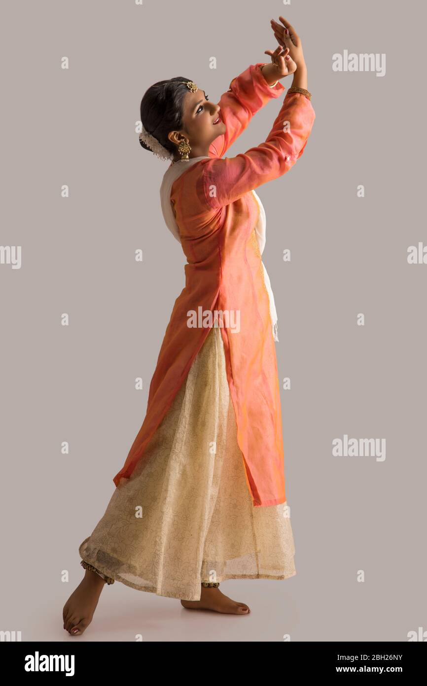 Sufi kathak hi-res stock photography and images - Alamy
