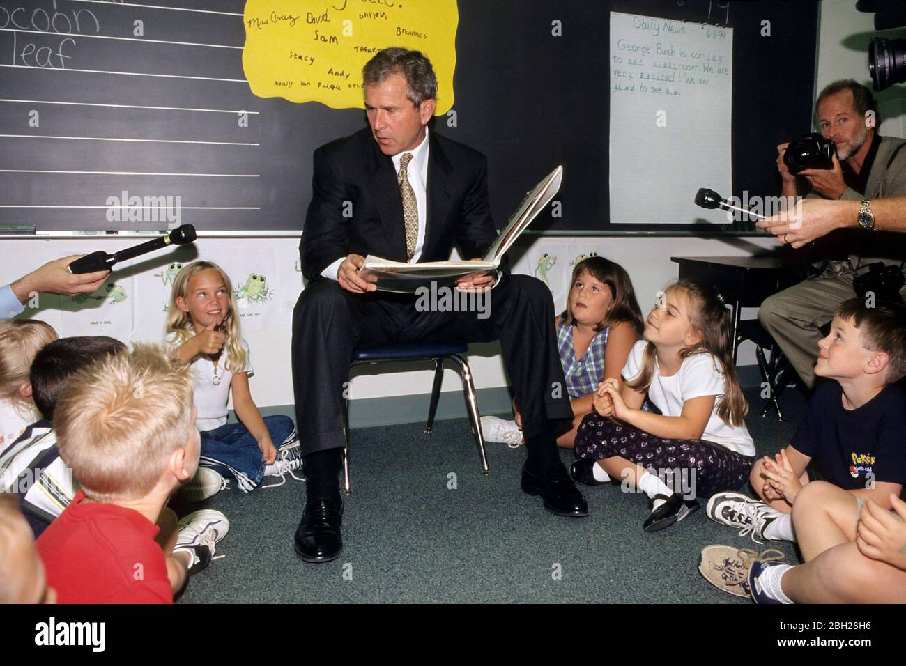Round Rock Texas USA, June 8 1999: Governor George W. Bush reads to ...