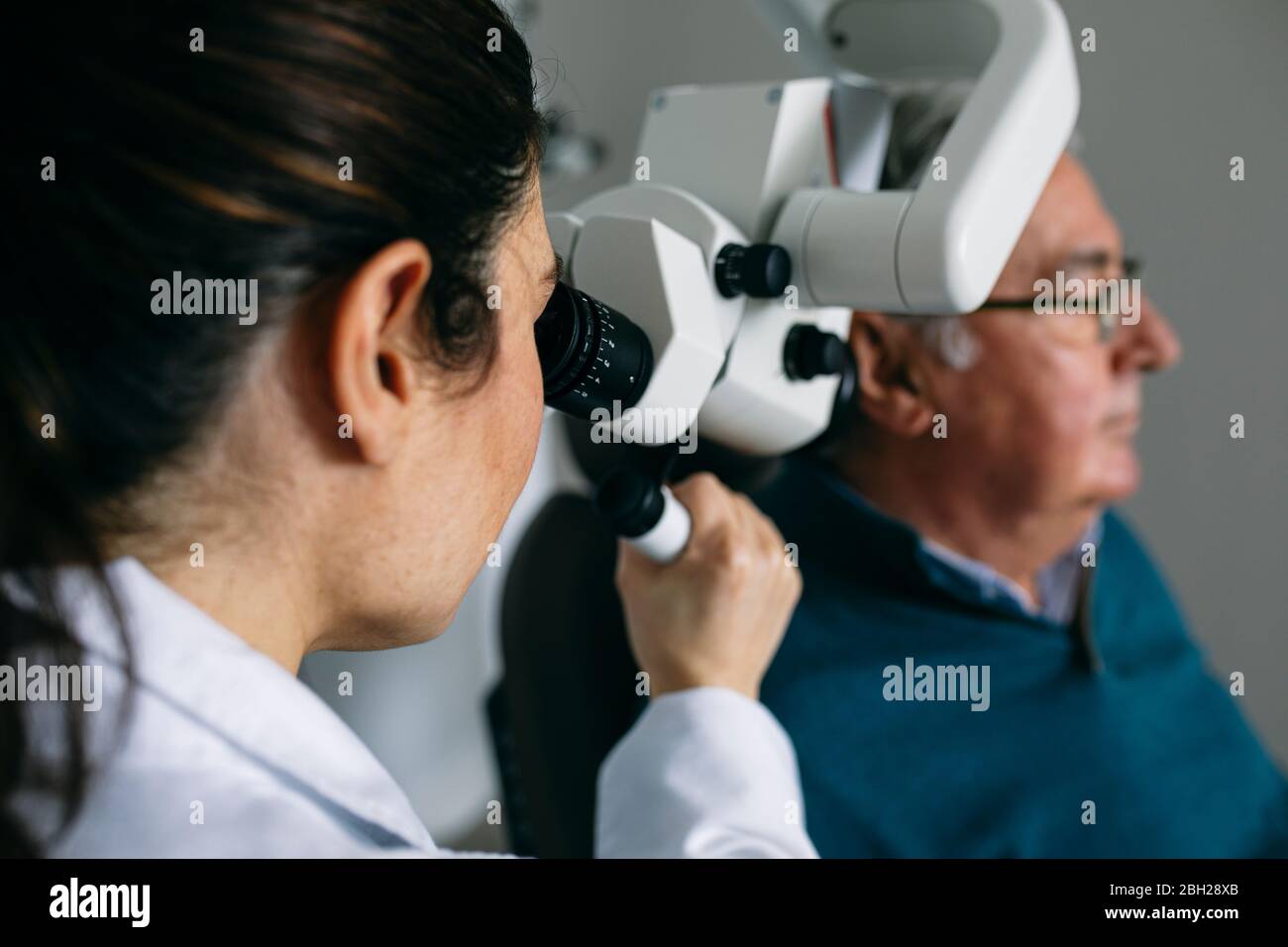 Ent machine hi-res stock photography and images - Alamy