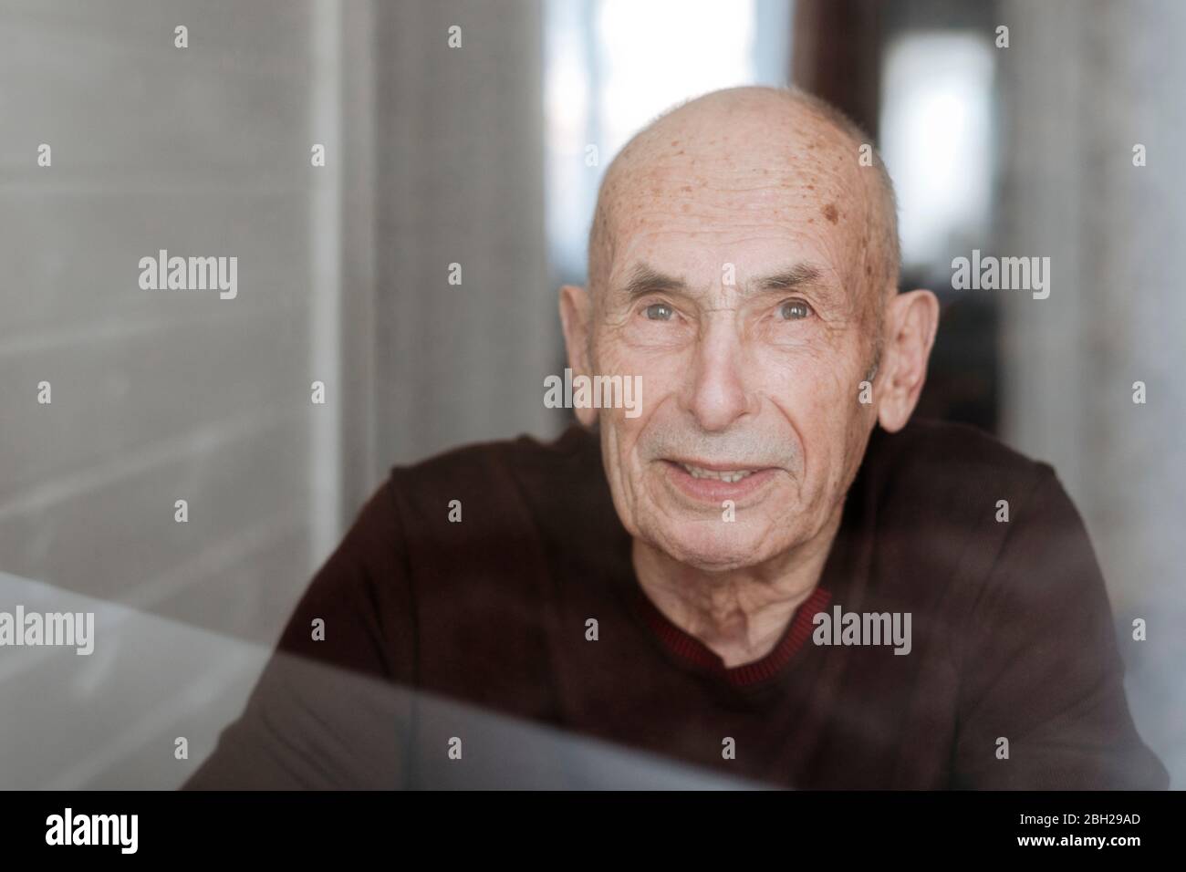 Old man out hi-res stock photography and images - Alamy