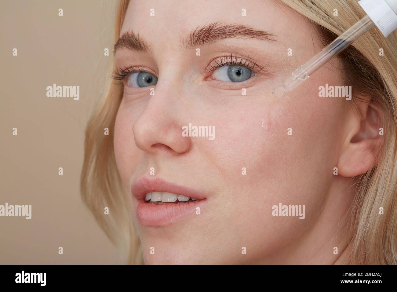 Skin care hi-res stock photography and images - Alamy