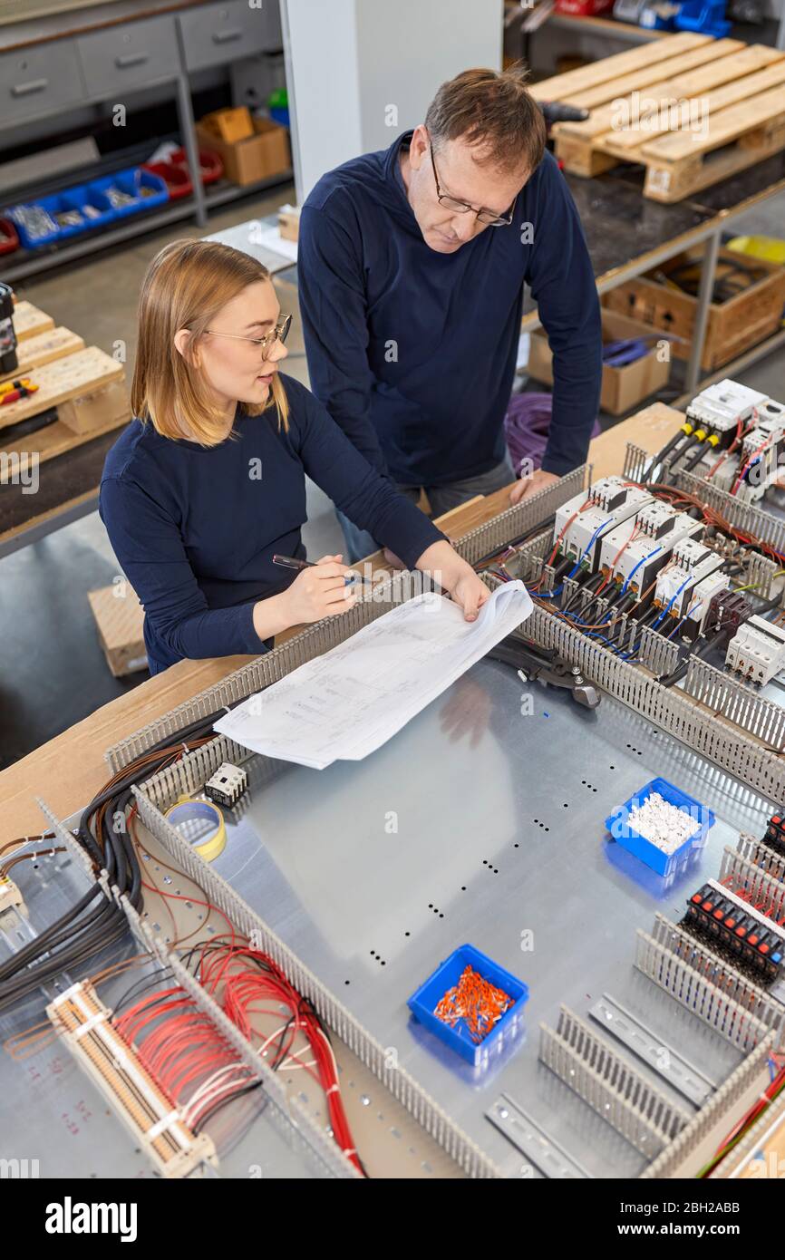 Electricians diagram hi-res stock photography and images - Alamy