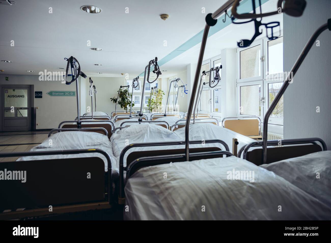Storage of beds in hospital Stock Photo - Alamy