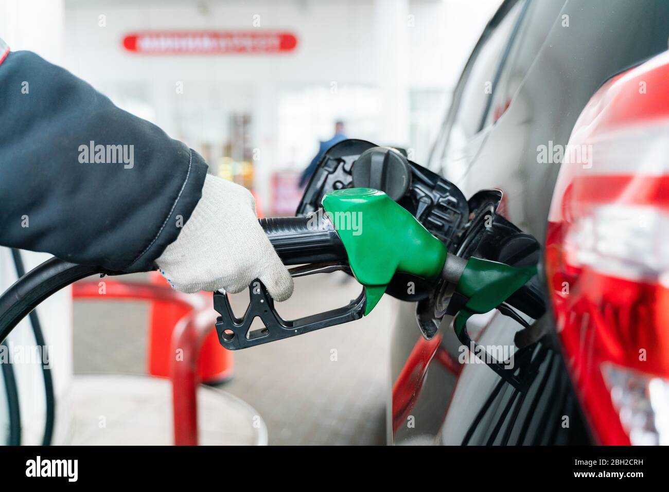 Gasoline station refueling hi-res stock photography and images - Alamy