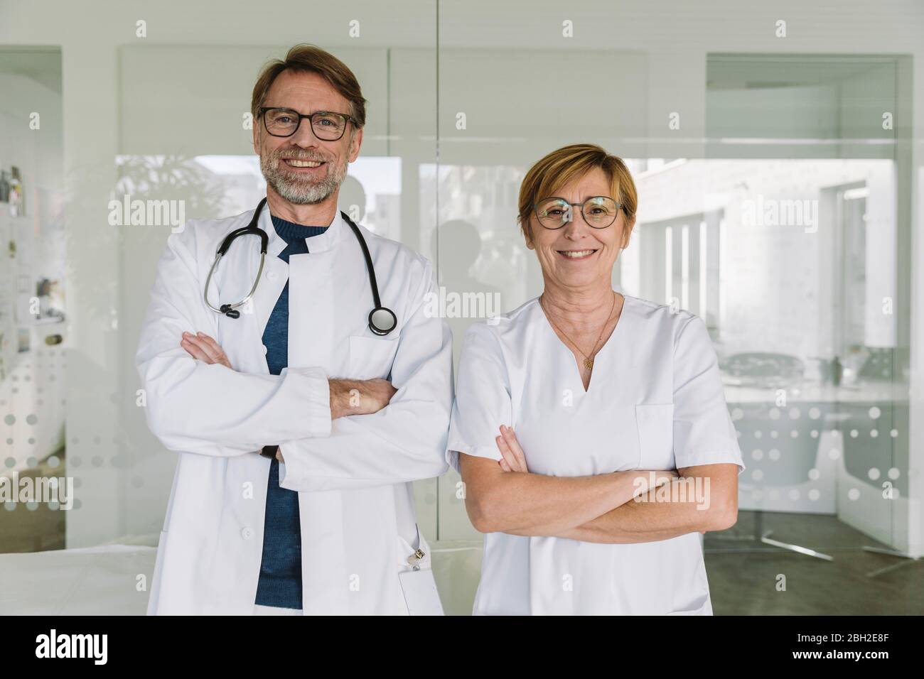 Portrait of staff at doctors hi-res stock photography and images - Alamy
