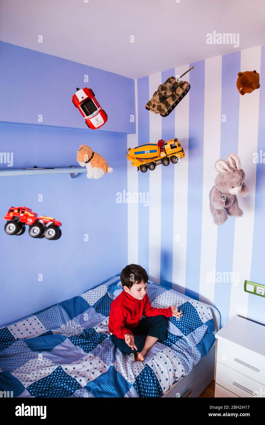 Flying With Toddlers High Resolution Stock Photography and Images - Alamy