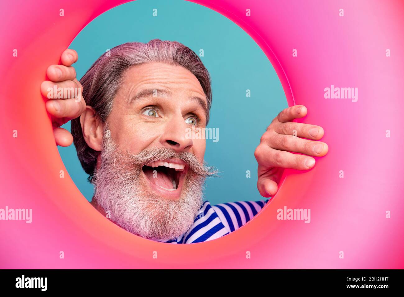 Man float pool funny hi-res stock photography and images - Alamy