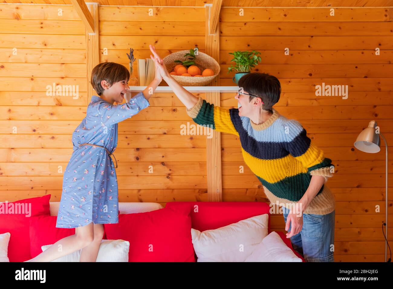 Welcome guests into home hi-res stock photography and images - Alamy