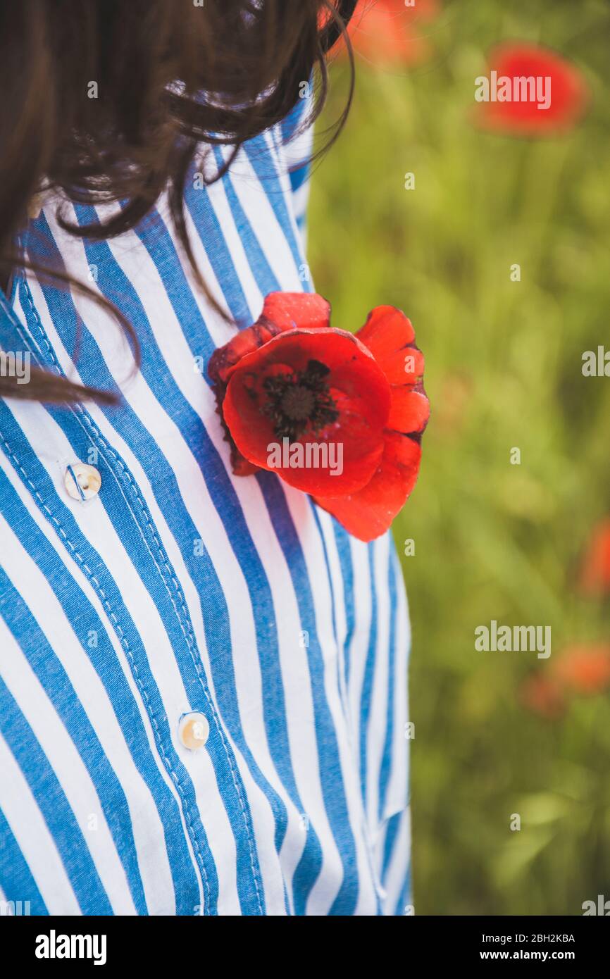 Wearing poppy hi-res stock photography and images - Alamy