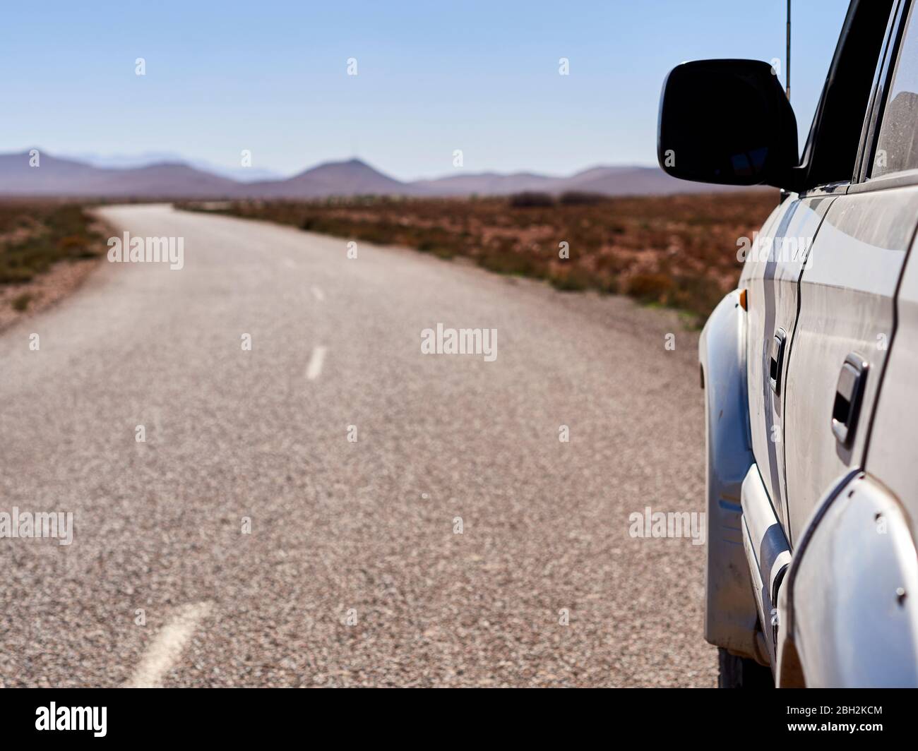 Empty driving hi-res stock photography and images - Alamy