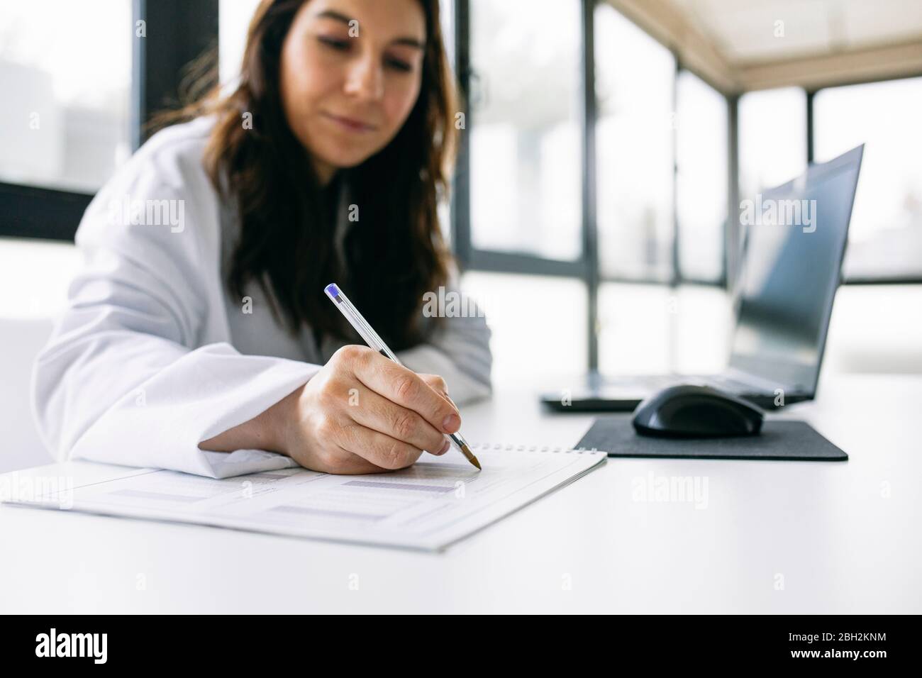 Medical notes hi-res stock photography and images - Alamy