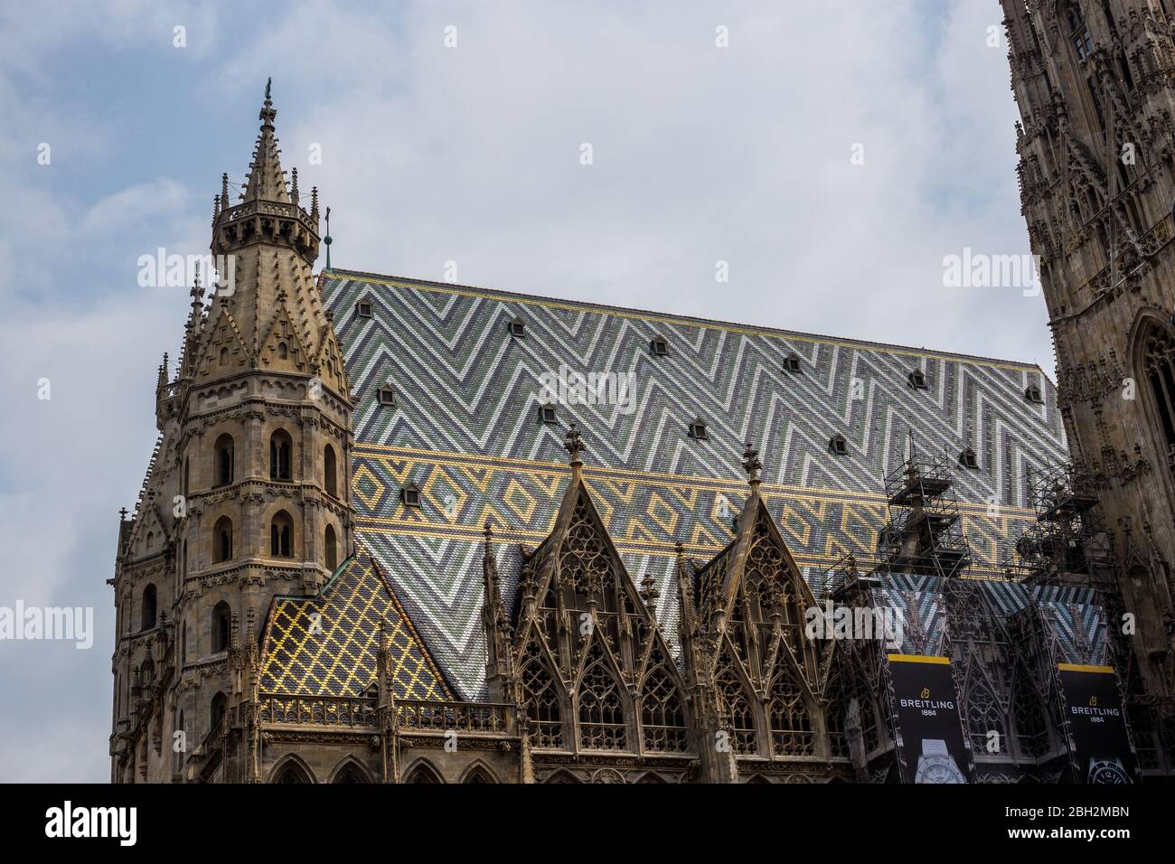 Vienna city center with cathedral stephansdom st stephens cathedral hi ...