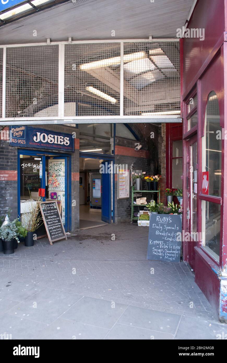 Goldhawk road underground station hi-res stock photography and images ...