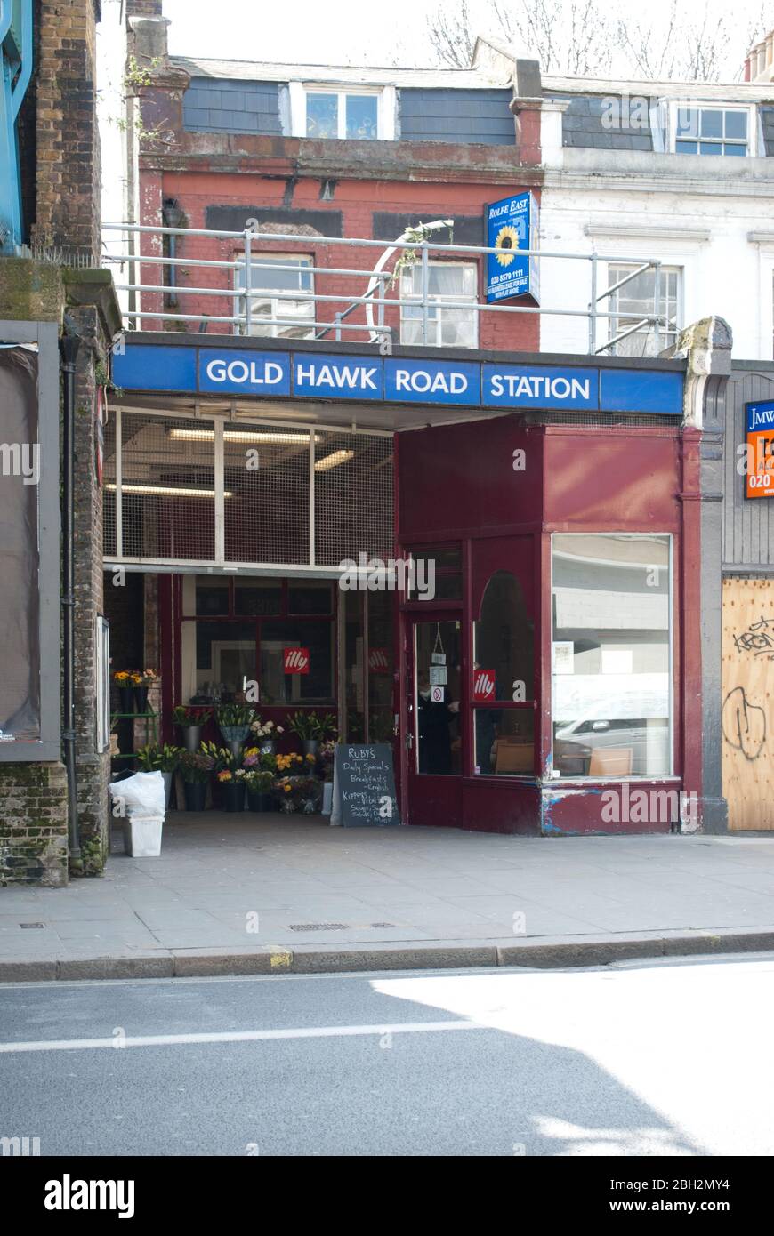 Goldhawk road underground station hi-res stock photography and images ...
