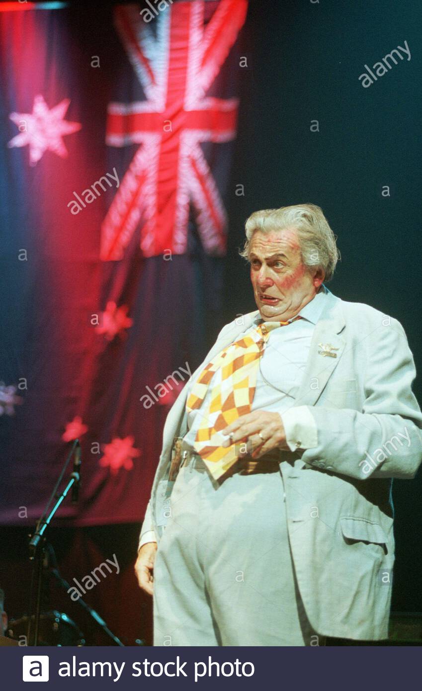 Sir Les Patterson High Resolution Stock Photography and Images - Alamy