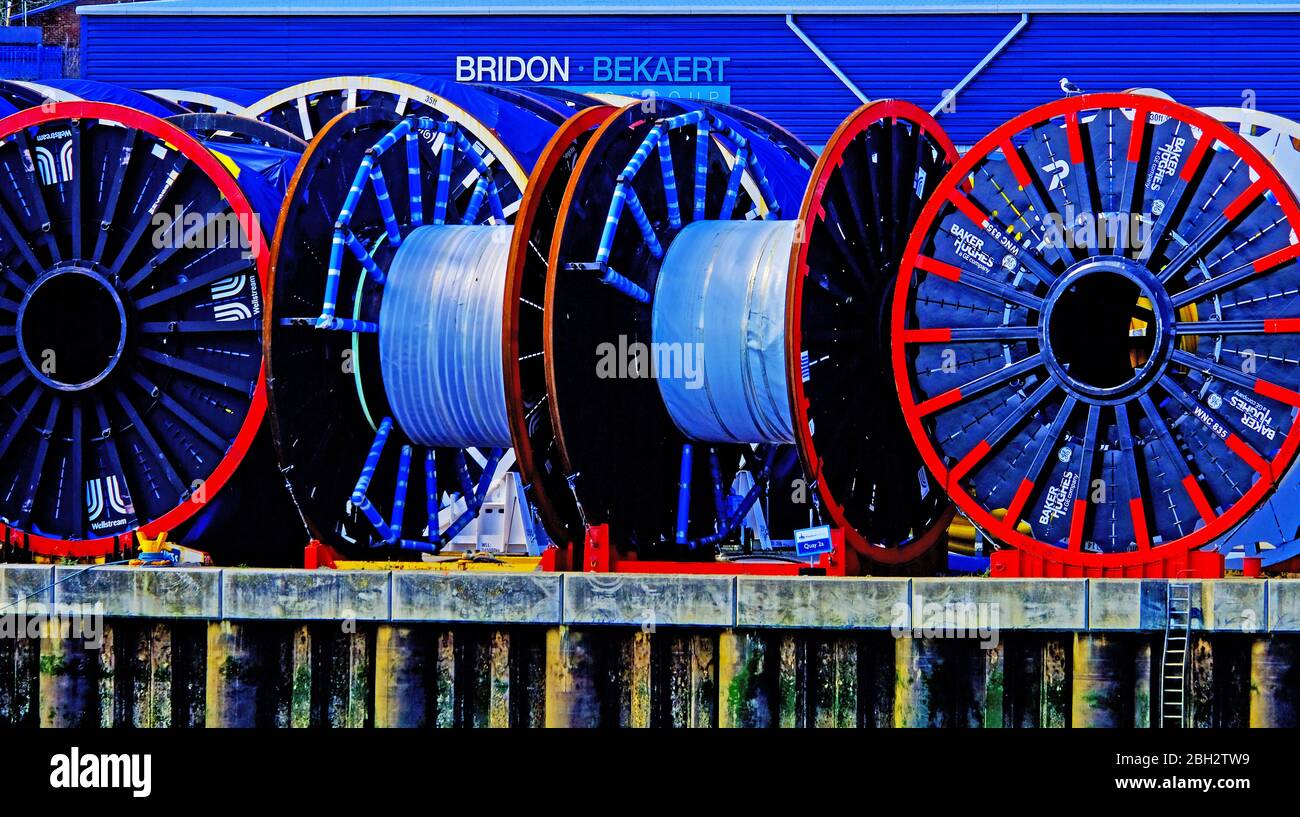 Empty cable reels hi-res stock photography and images - Alamy