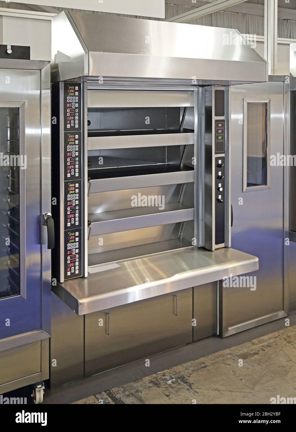 Multi Level Commercial Baking Oven in Bakery Production Stock Photo - Alamy