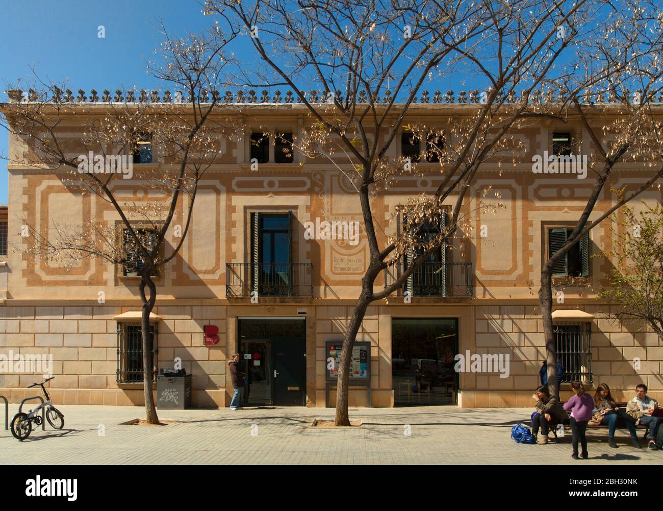 Medieval gothic library spain hi-res stock photography and images - Alamy